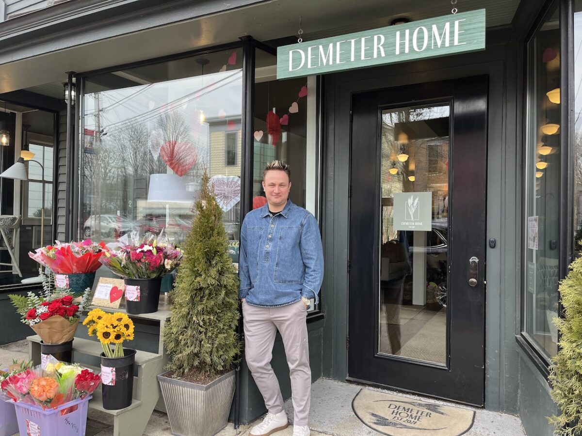 Demeter Home Hosts "Meet the Artists" Event - Main Street Magazine