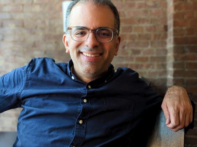 Getting to know “The Retrologist”: Author and journalist Rolando Pujol ...